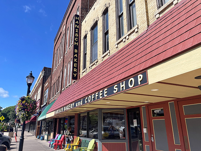 Hanisch Bakery's cheerful exterior: Red awnings and the promise of pastries &ndash; it's like the Willy Wonka factory for grown-ups!