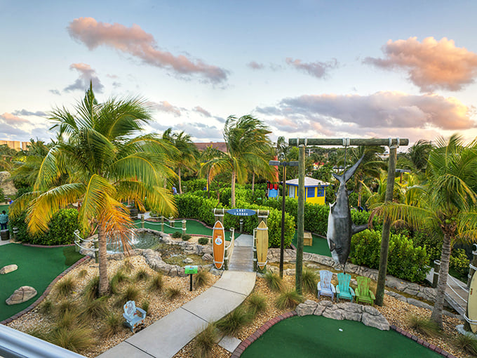 From shipwrecks to lighthouses, this course has more nautical themes than a sailor's tattoo parlor. Anchors aweigh at Lighthouse Cove!