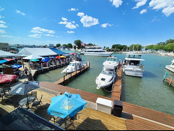 Port Clinton's waterfront: A boater's paradise with a side of small-town charm. It's like the Midwest's answer to Key West.