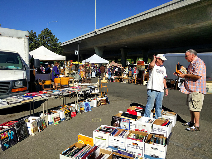 History buffs, start your engines! This faire's got more stories than a librarian's book club.