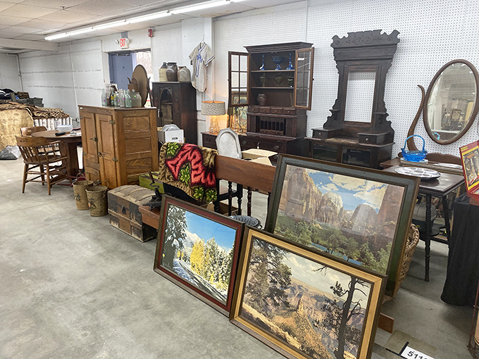 Antique heaven or decorator's dream? At Scott's, it's both! Prepare for a sensory overload of vintage delights and potential heirlooms.