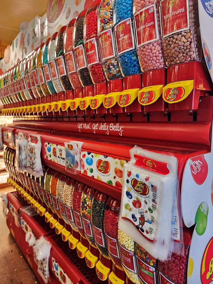 Jelly bean heaven! With flavors from classic to crazy, it's like a flavor roulette for your mouth. Spin the wheel and take a chance!