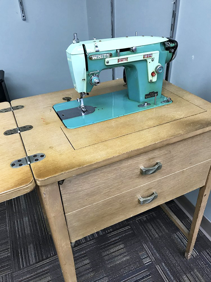 Stitch in time! This vintage sewing machine isn't just a relic; it's a portal to crafting adventures and DIY dreams.