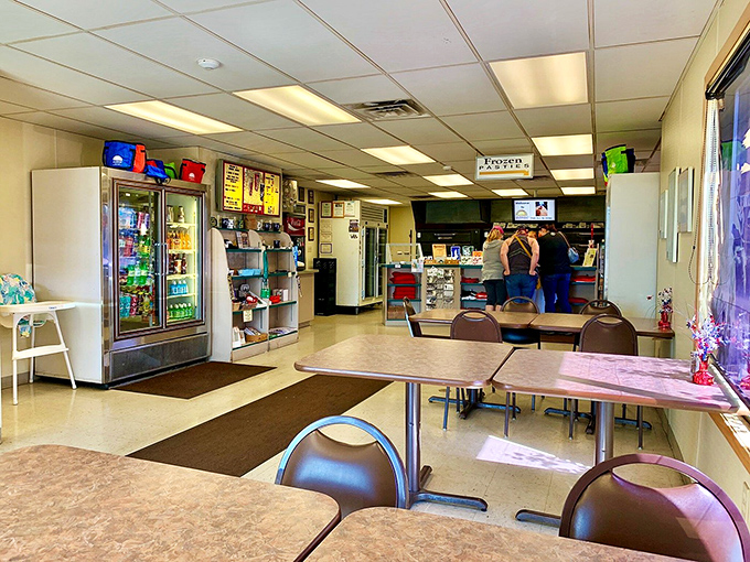 Pull up a chair in pasty central. This dining area's seen more flaky crusts than a dermatologist's office.