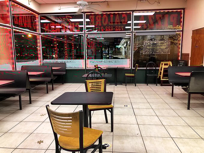 Cozy corner alert! This dining area might not be the Ritz, but it's the perfect spot for a rendezvous with your new love &ndash; fried chicken.