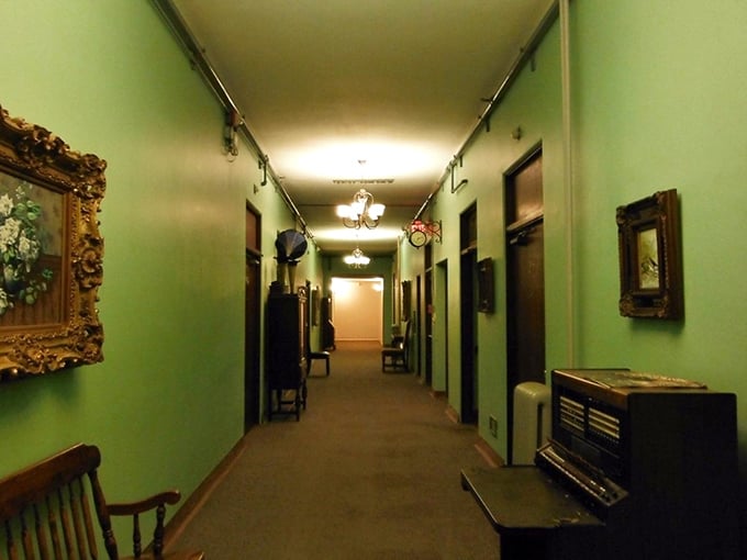 Corridors that stretch into eternity, or at least to the ice machine. Watch your step, and maybe your back too.