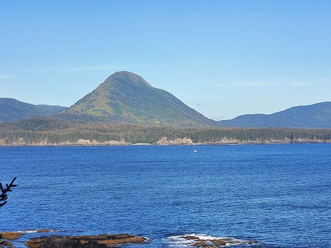 Mountain majesty: Where peaks play hide-and-seek with clouds and win every time.