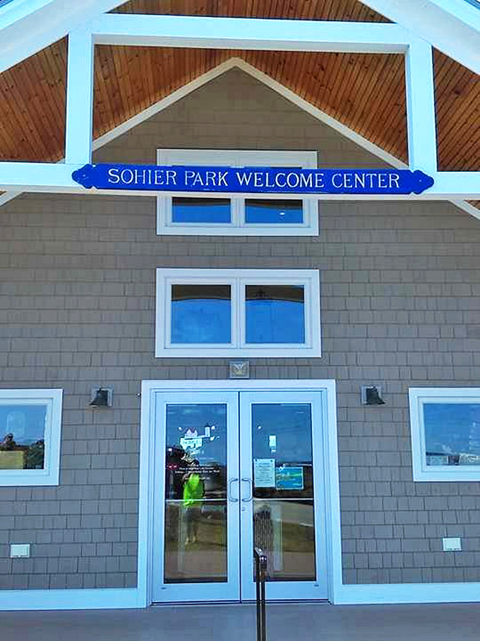 The Sohier Park Welcome Center: Where lighthouse dreams come true and gift shop temptations lurk around every corner.