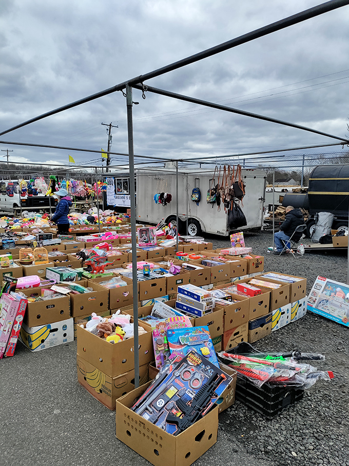 Tchotchke central! From kitschy keychains to funky figurines, this booth's got more personality than a sitcom cast.