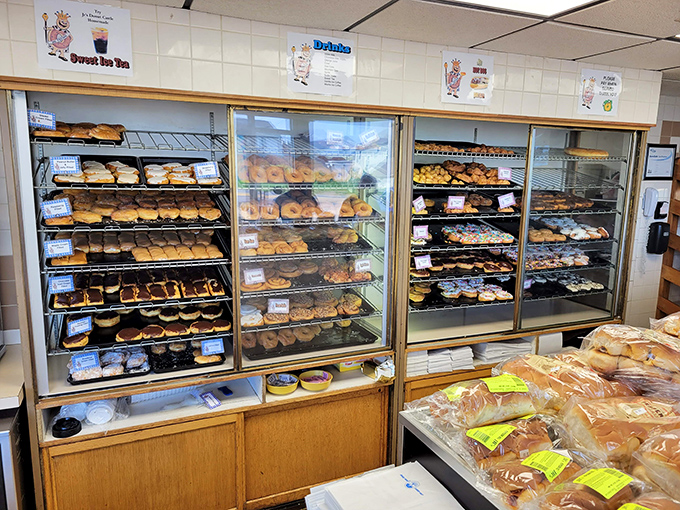 A feast for the eyes and the stomach! JR's display case is like a museum of edible art. Time to get cultured!