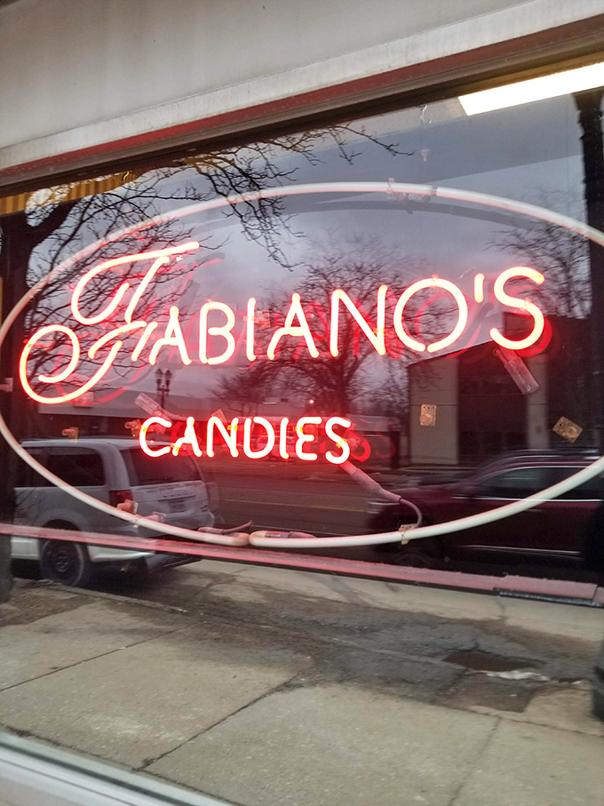 Fabiano's neon sign is like a lighthouse for sweet-toothed sailors. It's been guiding sugar lovers to safe harbor since 1924.