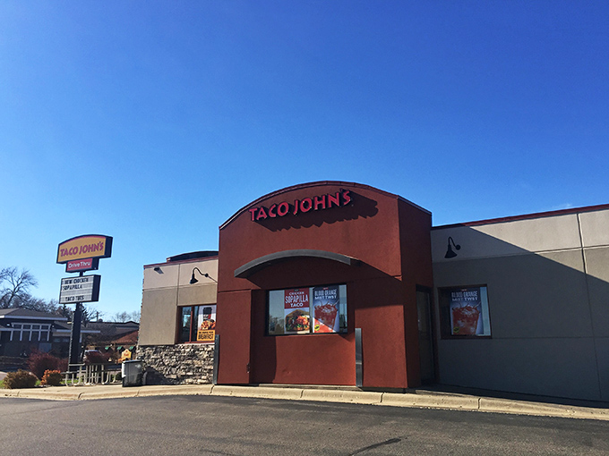 Taco John's: Fast food with a Tex-Mex twist! This familiar chain in Mankato proves that sometimes, comfort food comes wrapped in a tortilla.