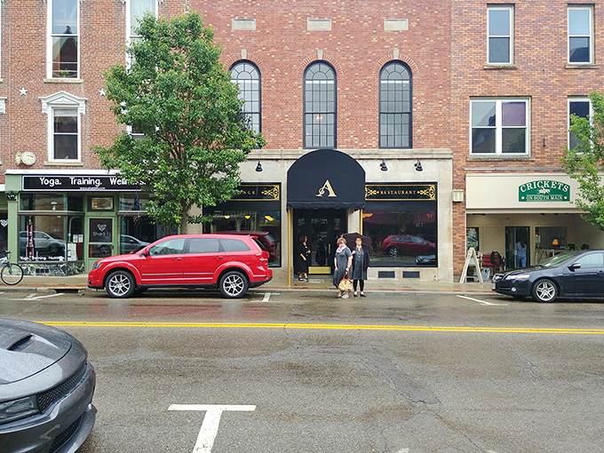 "The Alcove: Where history and hickory meet. It's like stepping into a time machine, but with better food!"