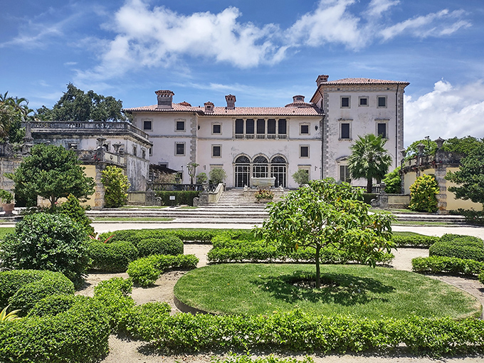 Villa Vizcaya: Where Renaissance Italy had a steamy affair with tropical Florida. The result? Pure architectural magic.