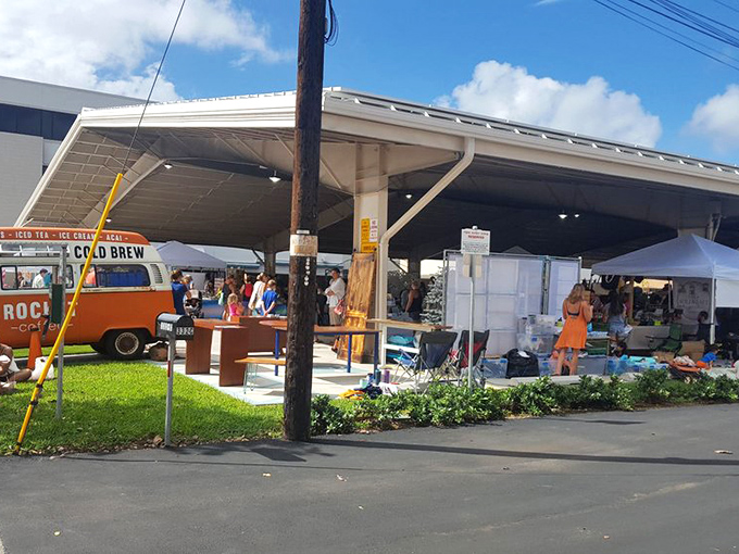 Part farmers market, part art gallery, all awesome. Aloha Home Market is the cool cousin of shopping malls &ndash; laid-back, local, and lovable.