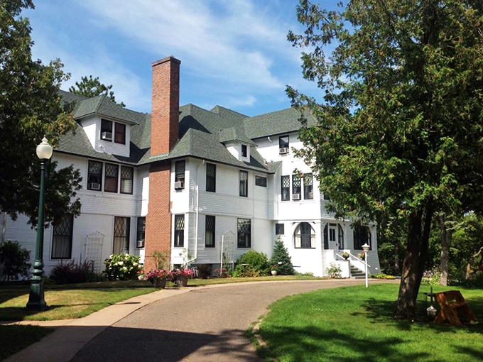 "Porch goals!" This Linden Hill Estate veranda is begging for a rocking chair and a tall glass of lemonade. Southern comfort in Minnesota!