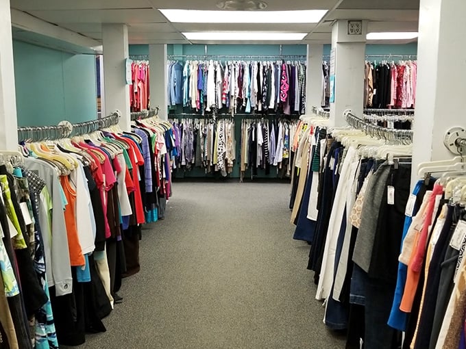 At Nu Look, every rack is a potential makeover waiting to happen. Time to channel your inner fashionista on a budget!