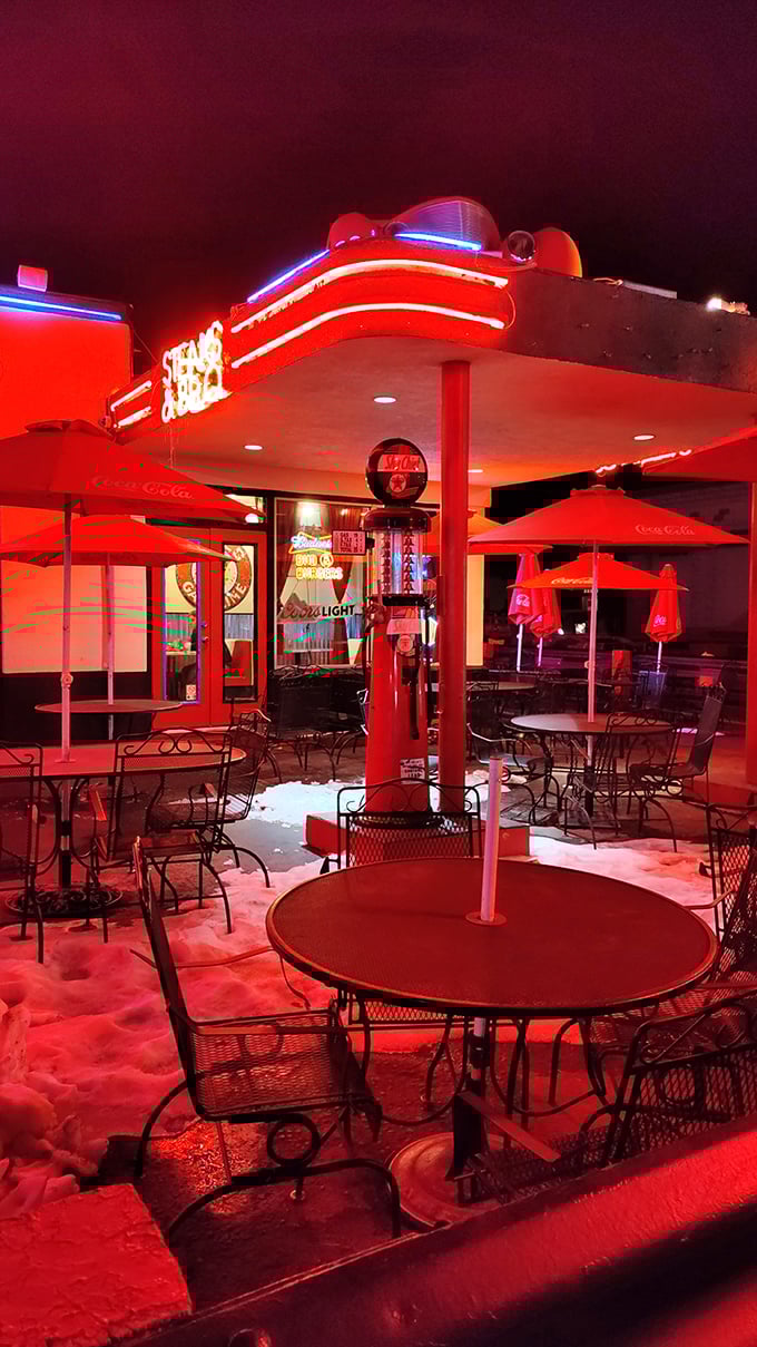 Route 66 nostalgia meets modern mixology at The Sultana. It's like drinking in a time machine, with better cocktails!