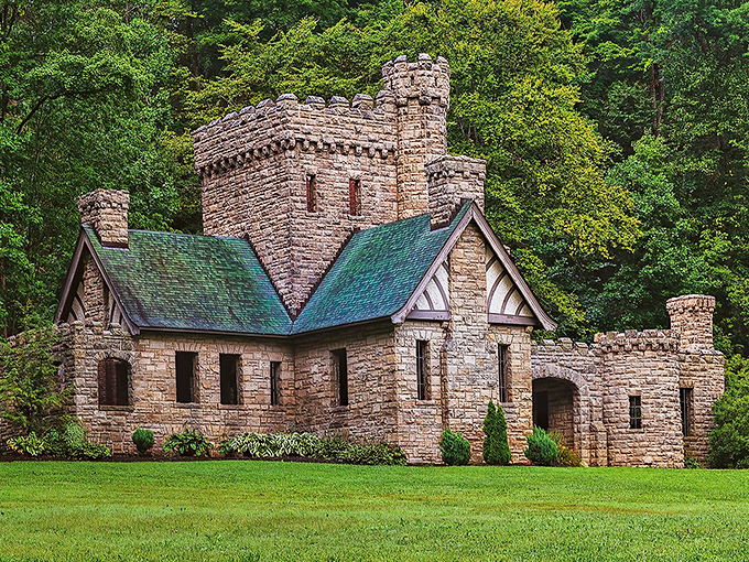 When your gatehouse is fancier than most houses. Squire's Castle: The little castle that could (and did).
