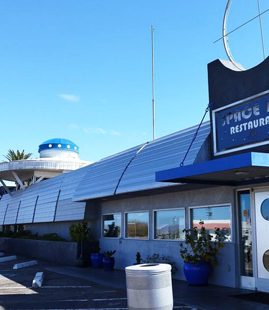 alien themed restaurant arizona ftr