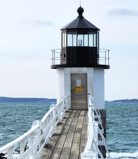 breathtaking enchanting lighthouses maine ftr