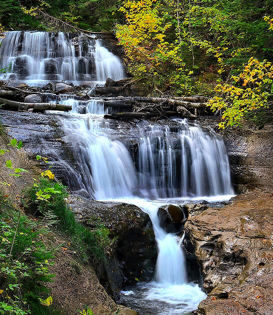 breathtaking waterfall michigan beautiful ftr