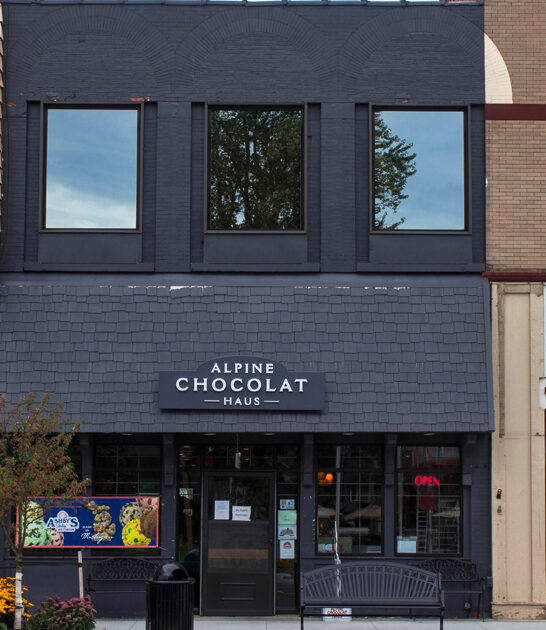 charming chocolate shop michigan ftr