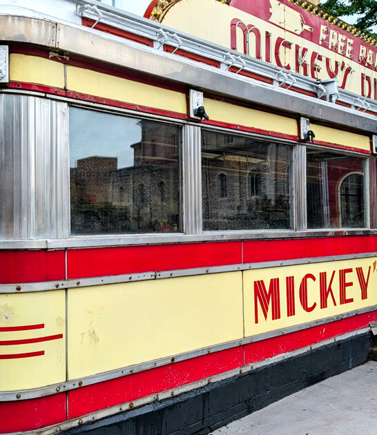 charming diners minnesota FTR