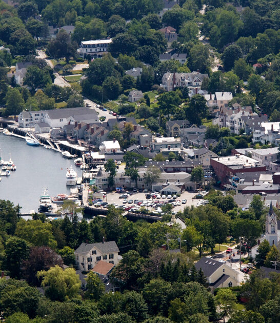 dreamy seaside towns maine ftr