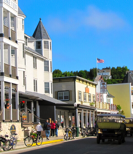 enchanting charming towns michigan ftr