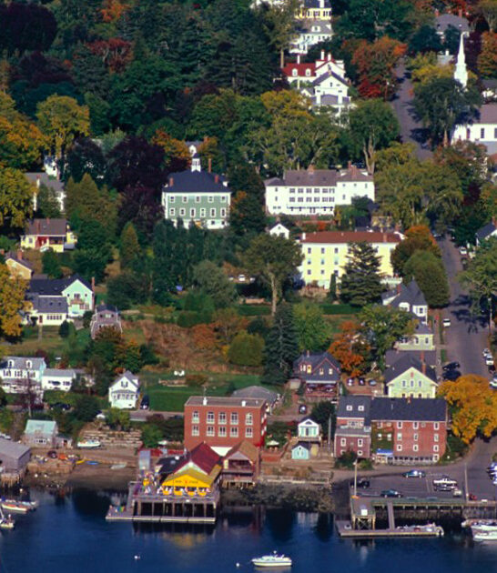 enchanting seaside village maine ftr