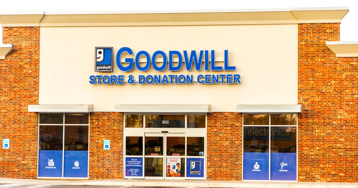 9 Enormous Thrift Stores In Oklahoma That Are Too Good To Pass Up