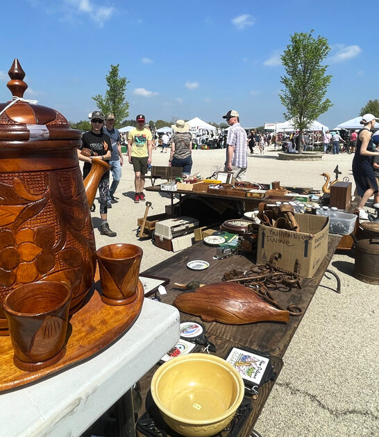 flea market illinois treasures ftr