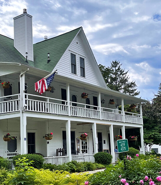gorgeous breakfast bed wisconsin ftr
