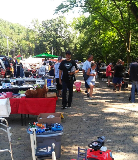 huge flea markets connecticut FTR