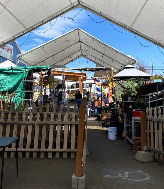 huge flea markets oregon FTR