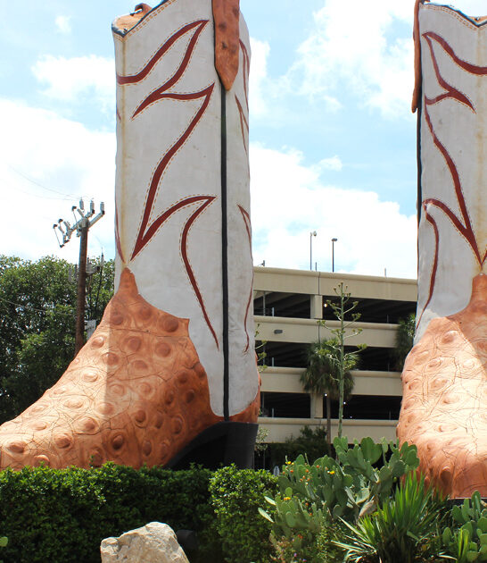largest cowboy boots texas ftr