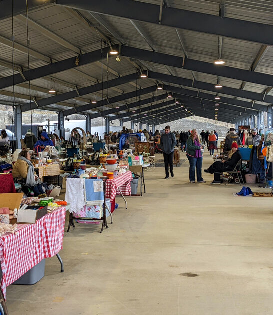 massive flea markets tennessee ftr