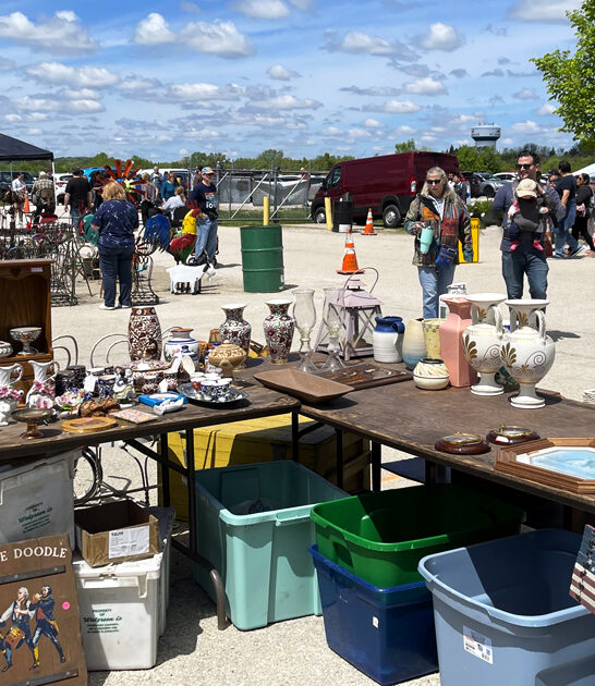 massive illinois flea market ftr