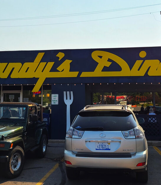 no frills diner traverse city mi ftr