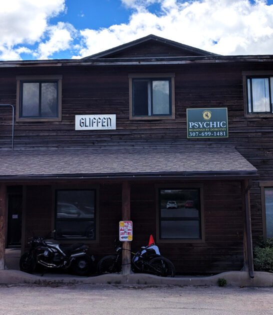 no frills restaurant wyoming ftr