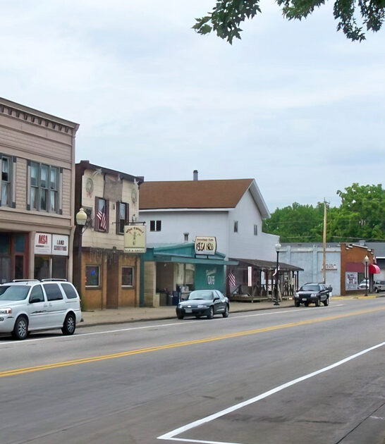 nostalgic towns wisconsin ftr