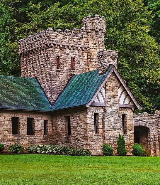 ohio attractions medieval vibes ftr