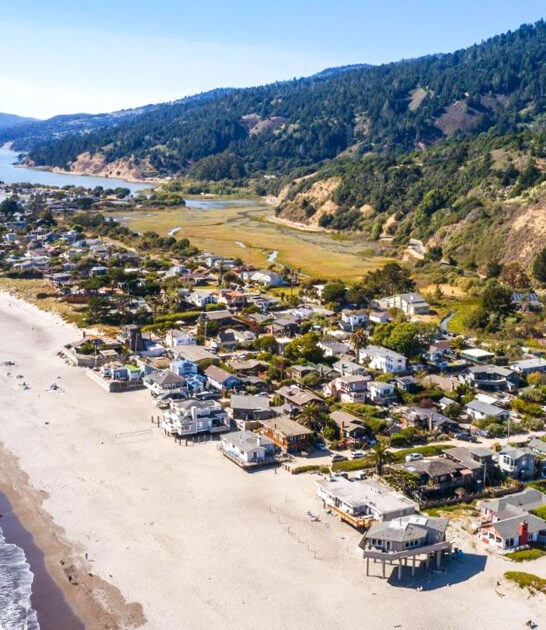 perfect beach town california ftr