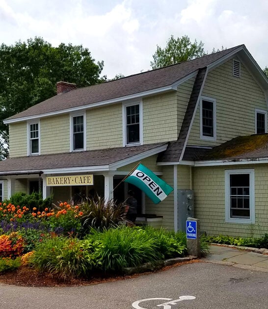 raspberry scones maine bakery ftr