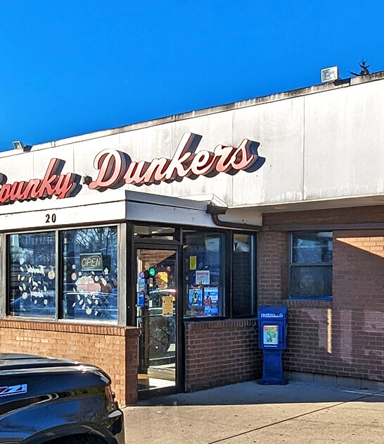 red velvet illinois donuts ftr