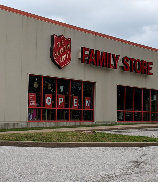 stores iowa countless treasures ftr