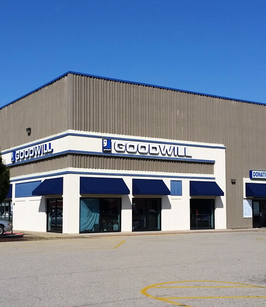 thrift stores treasures illinois ftr