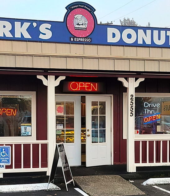 unassuming donut shop oregon FTR