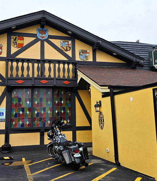 unassuming restaurant illinois ftr